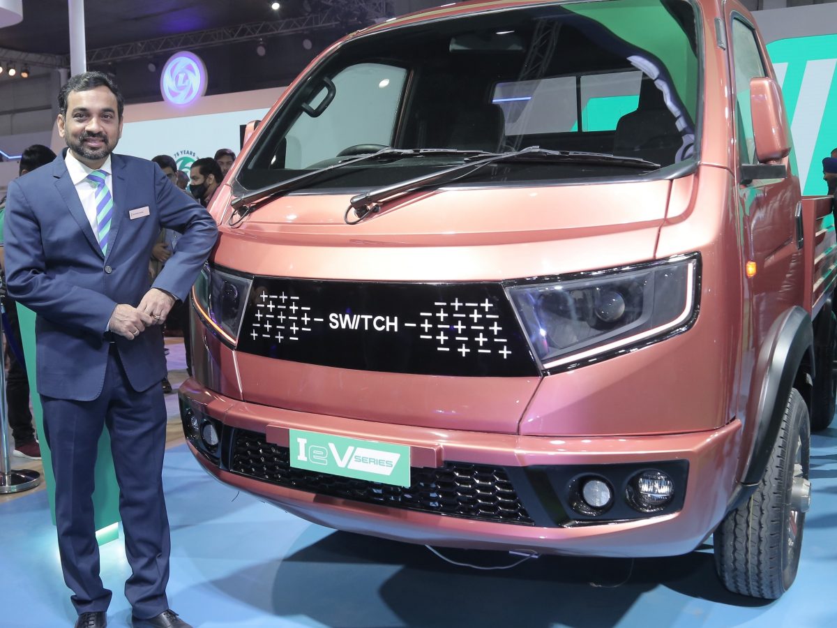 SWITCH Mobility unveils all-new IeV series at Auto Expo 2023 ...