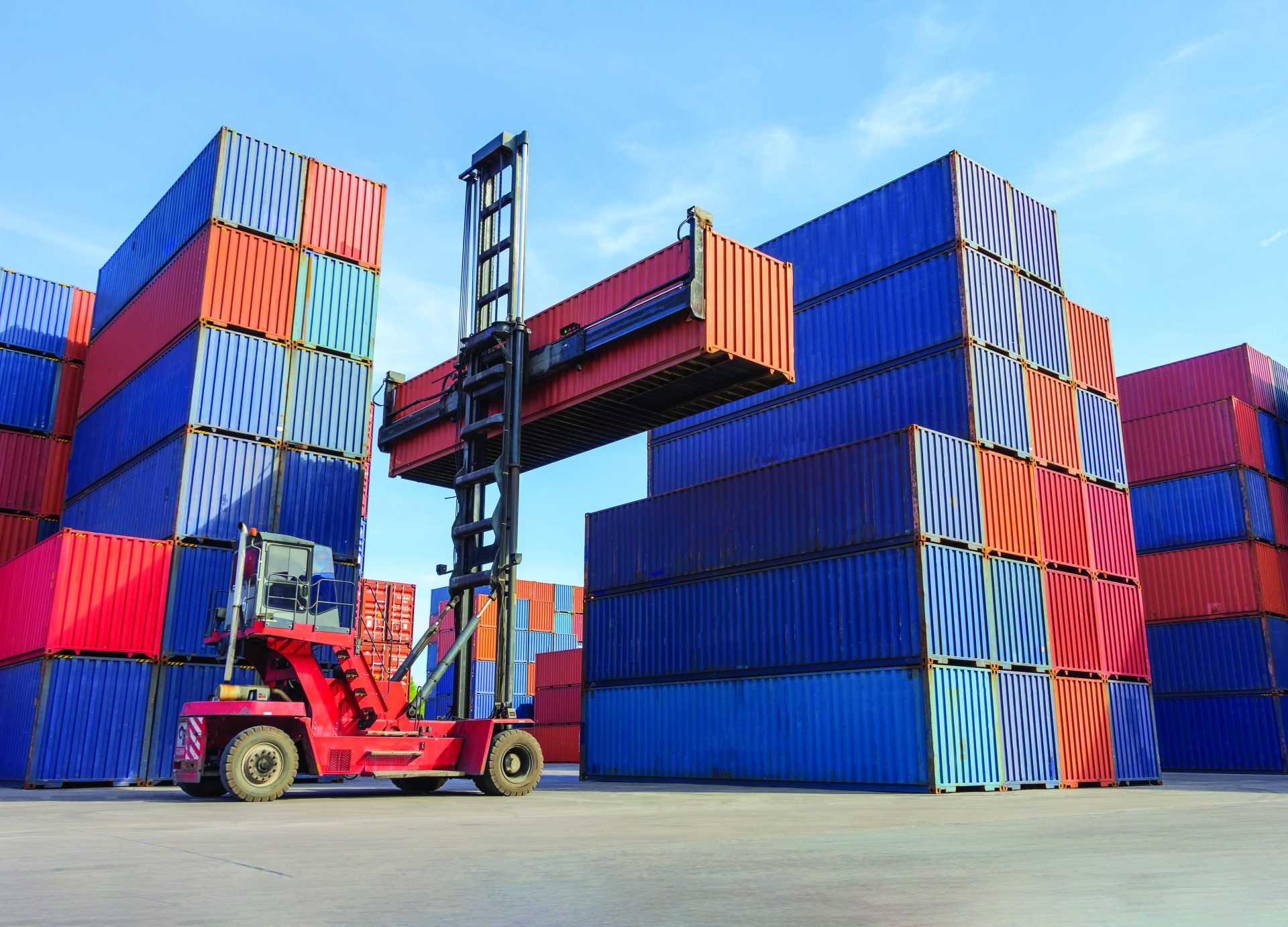 Container logistics: An all-out price war in 2023 - Logistics Outlook